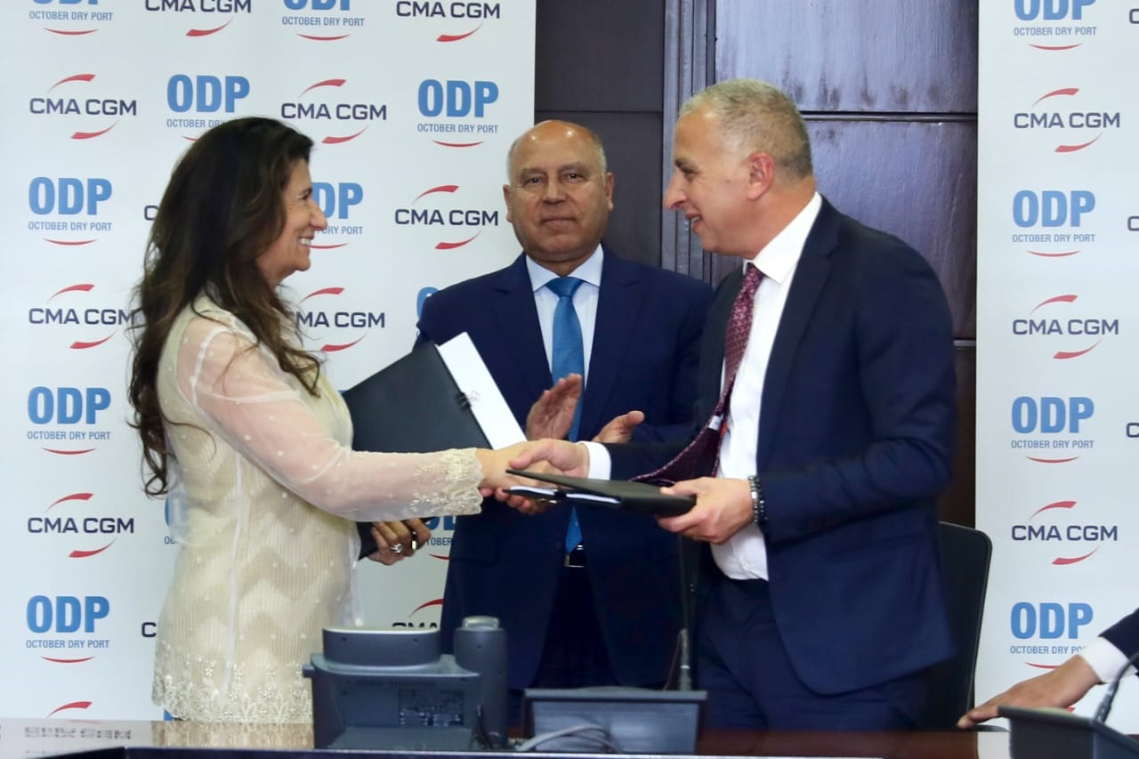 Transport minister witnesses signing of agreement between French CMA ...