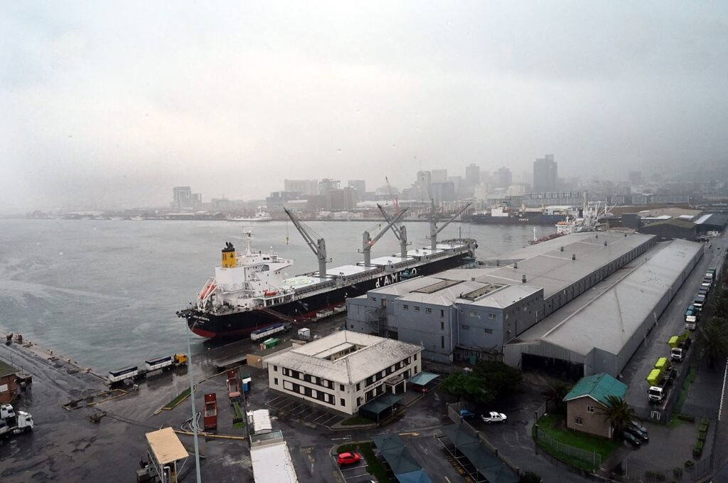 SOUTH AFRICA - TNPA ANNOUNCES LIQUID BULK TERMINAL OPERATOR AT THE PORT ...