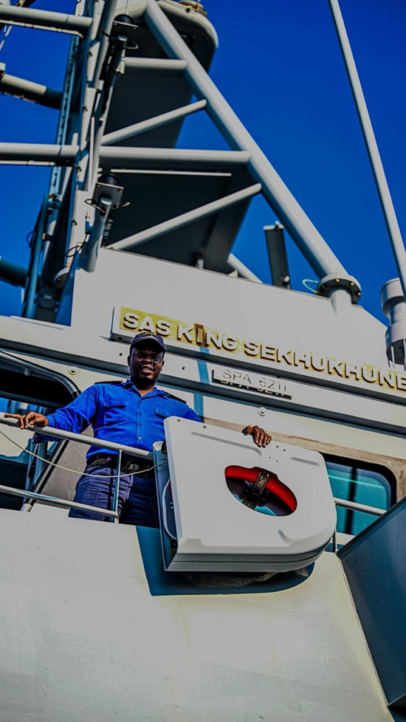South Africa - SAS KING SEKHUKHUNE arrives in Durban ahead of World ...